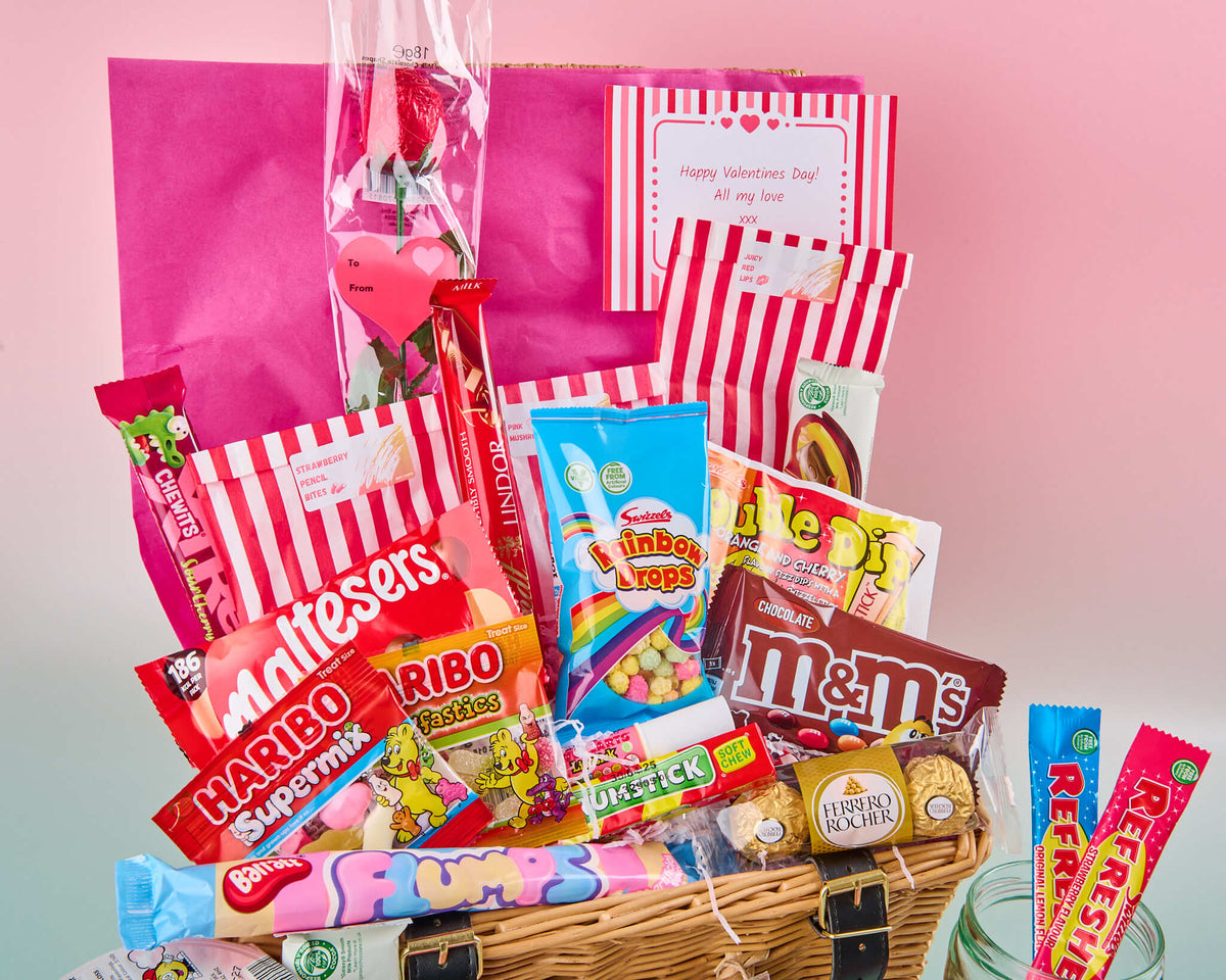 Valentines Sweet & Chocolate Hamper – Sweet Hamper Company